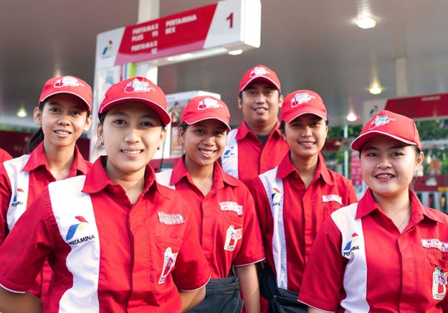 Pertamina Kalimantan Terbangkan Operator SPBU Ke Lokasi Bencana ...